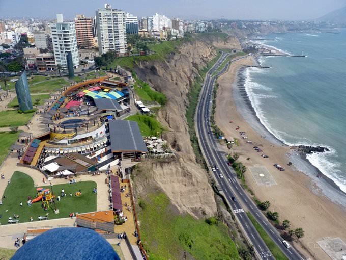 Large Lima Maps for Free Download | High-Resolution and Detailed Maps of Lima | OrangeSmile.com